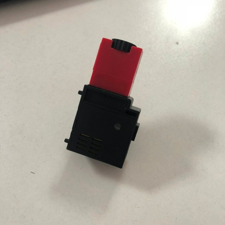 250Vac 4A / 6A 125Vac 10A Elektromos Szerszám Trigger Kapcsoló A Hitachi 10Va Elektromos Kézi ...